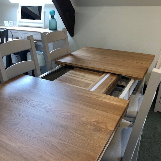 NEW ENGLAND Extending Dining Table 5'0 x 3'0 - CASA