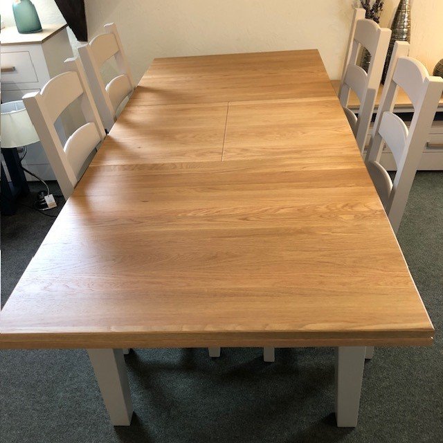 NEW ENGLAND Extending Dining Table 5'0 x 3'0 - CASA